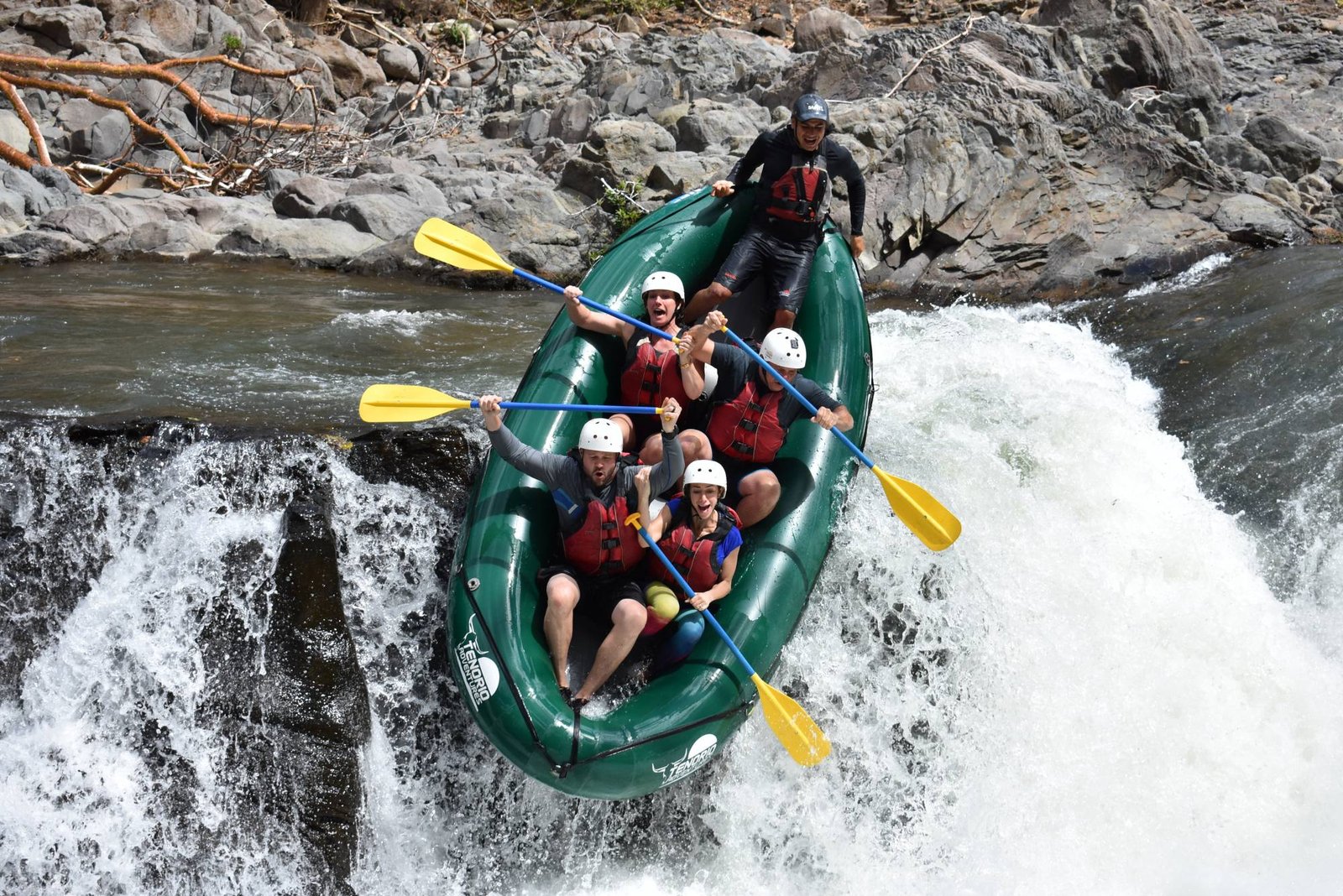 Class 3 & 4 White Water Rafting - Loco Tours